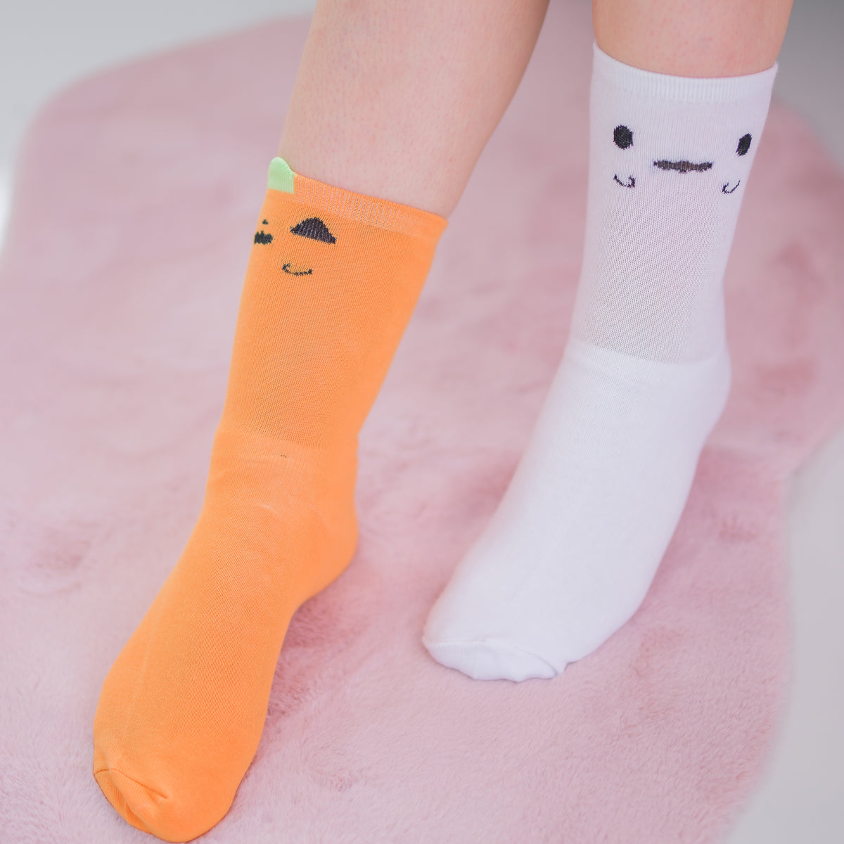 Spoopy Socks – mintandapple US